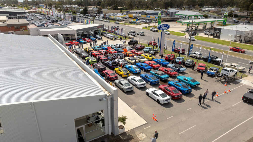 Bendigo Ford – Mustang Day – Mustang Owners Club Australia – Victoria ...