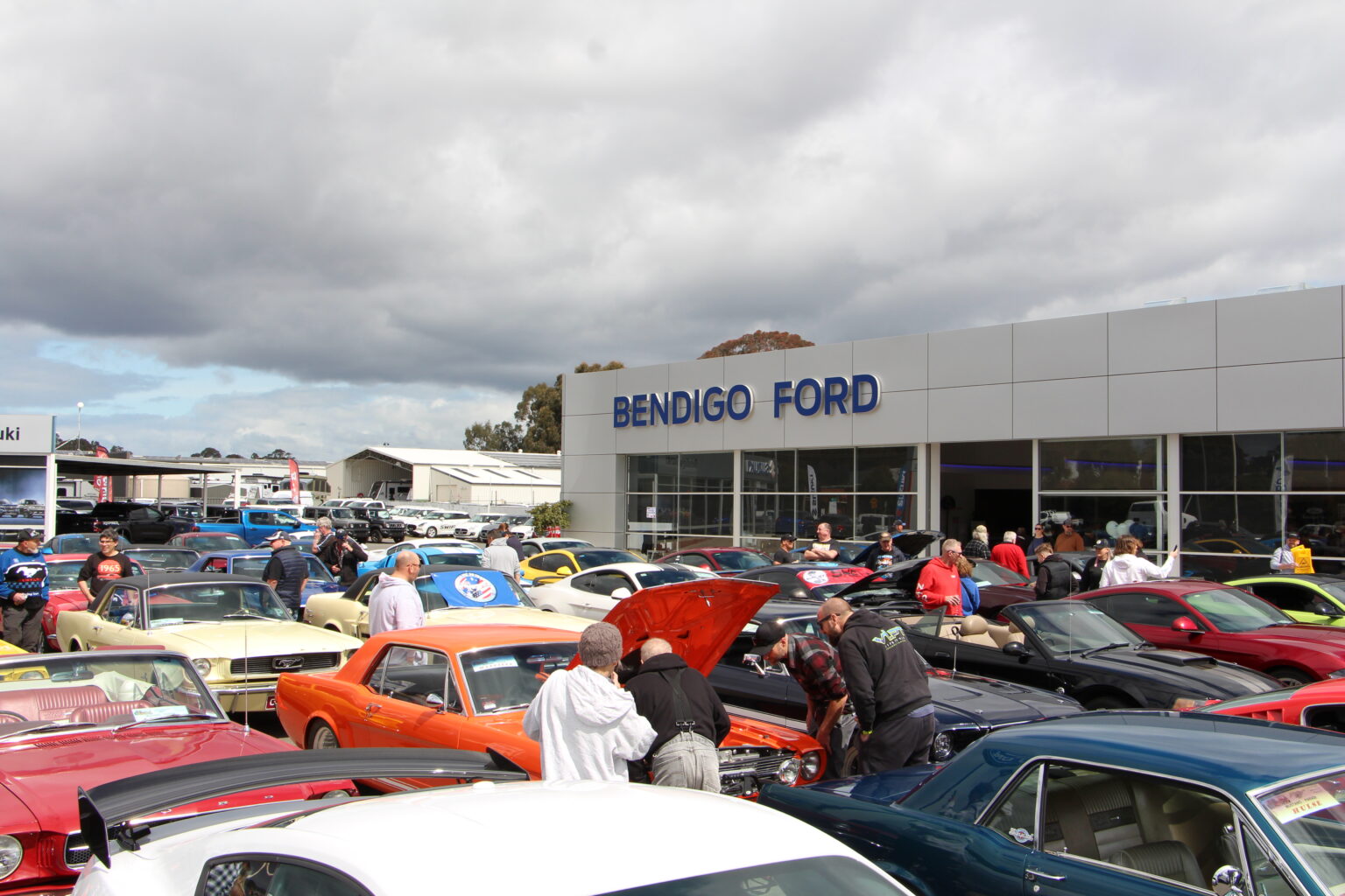 Bendigo Ford – Mustang Day – Mustang Owners Club Australia – Victoria ...